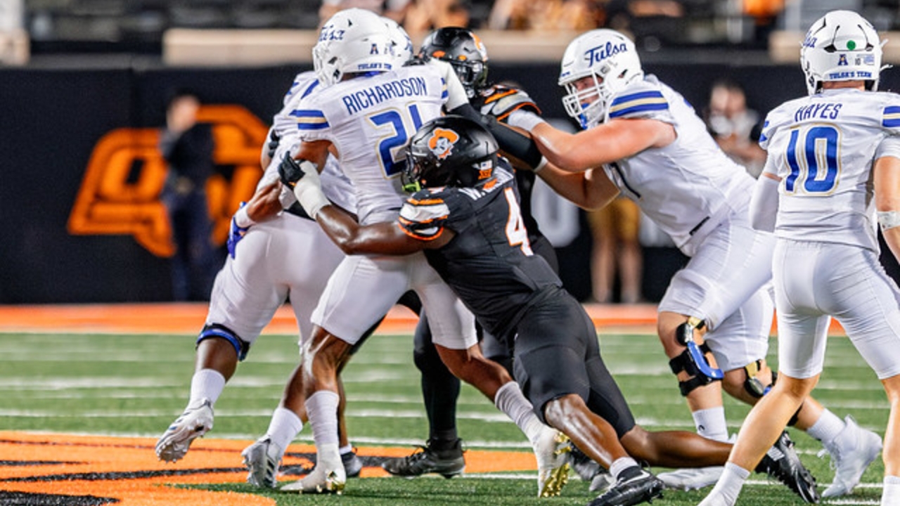 Flores Play-Good, Run Game-Good, Mistakes are Fixable but Need the Fixes Now! | Pokes Report